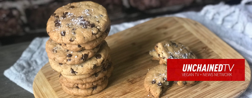 UnChained TV: Vegan Baker Works Magic In The Kitchen – Curious Cat Bakery