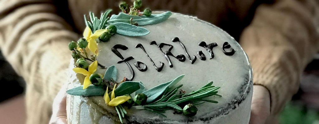 Making a Folklore Cake inspired by TSwift's album – Curious Cat Bakery
